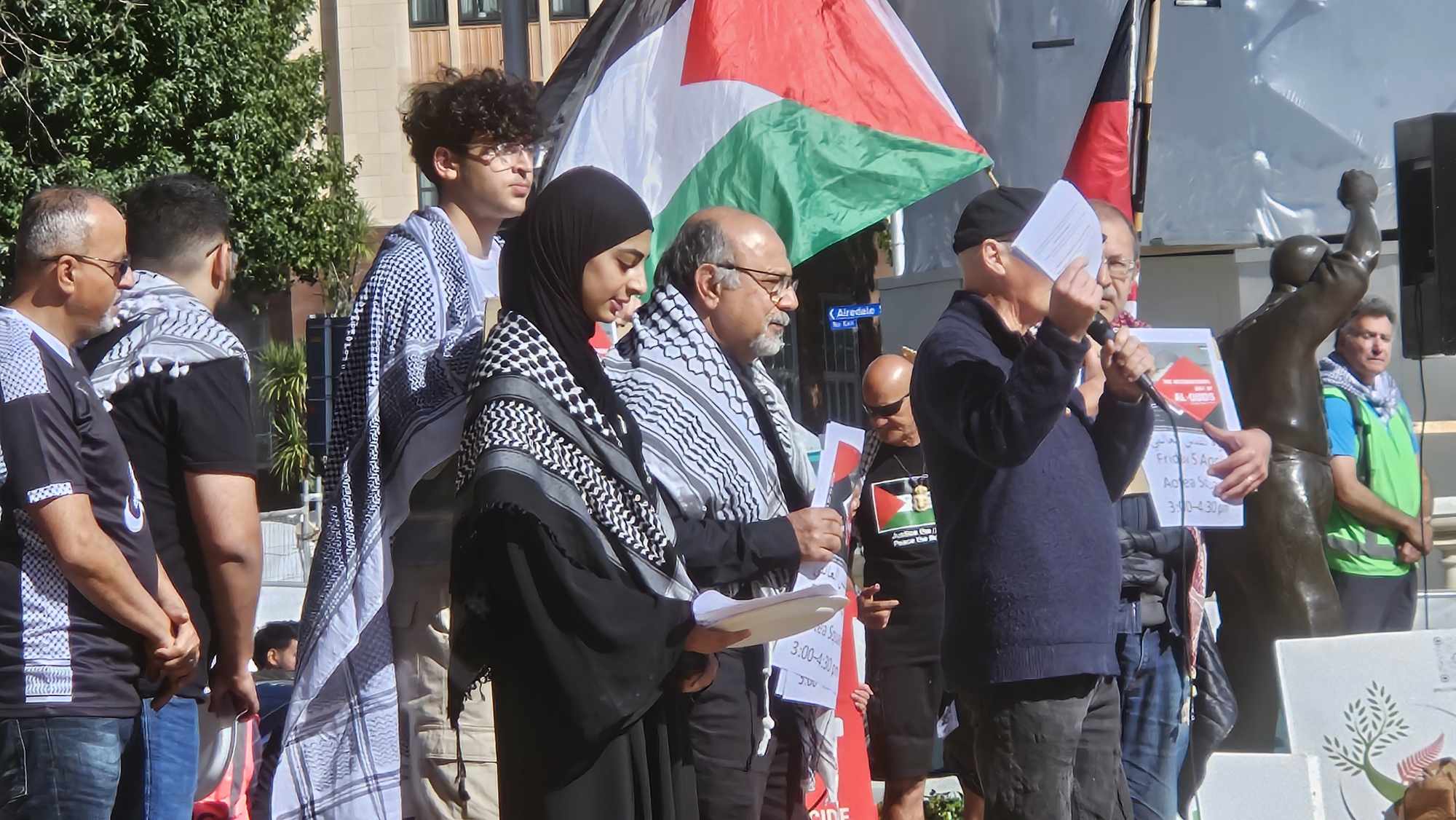 Three NZ Arab doctors joining Kia Ora Gaza humanitarian aid mission ...